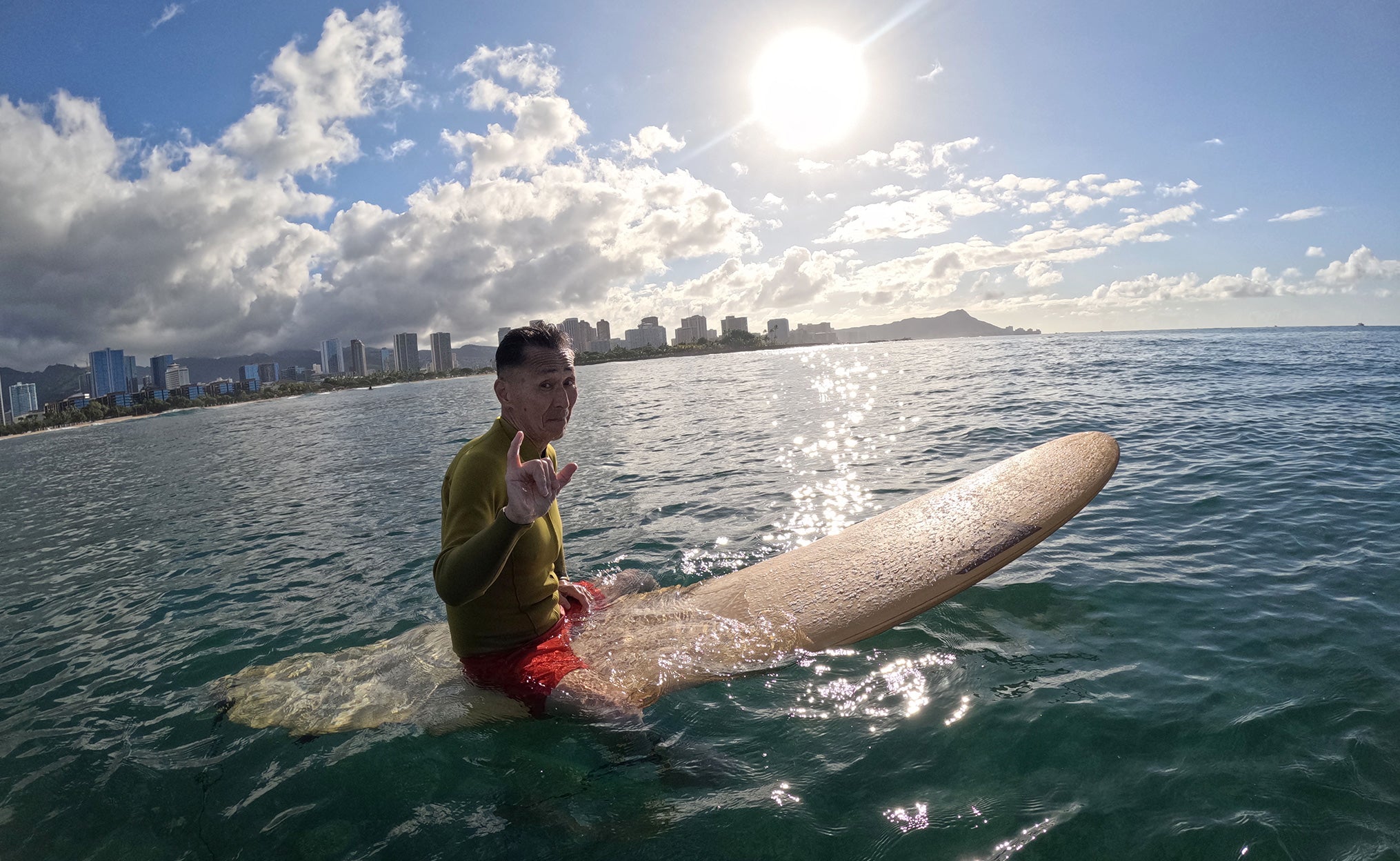 Surfing Guide in Hawaii February 23, 2025