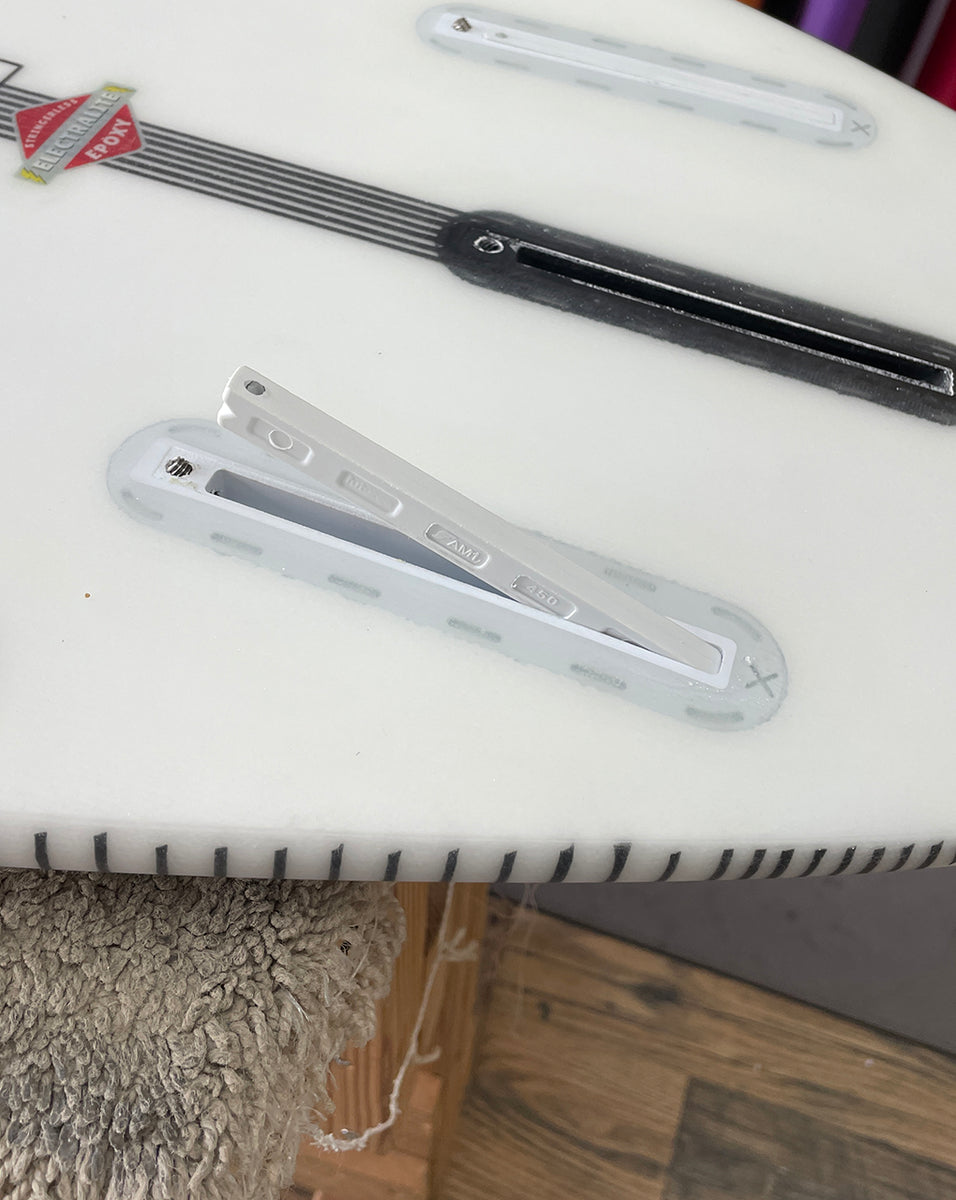 FUTURES. FIN BOX FILLER 1/2" FOR CENTER&QUAD REAR – CLIPS HAWAII