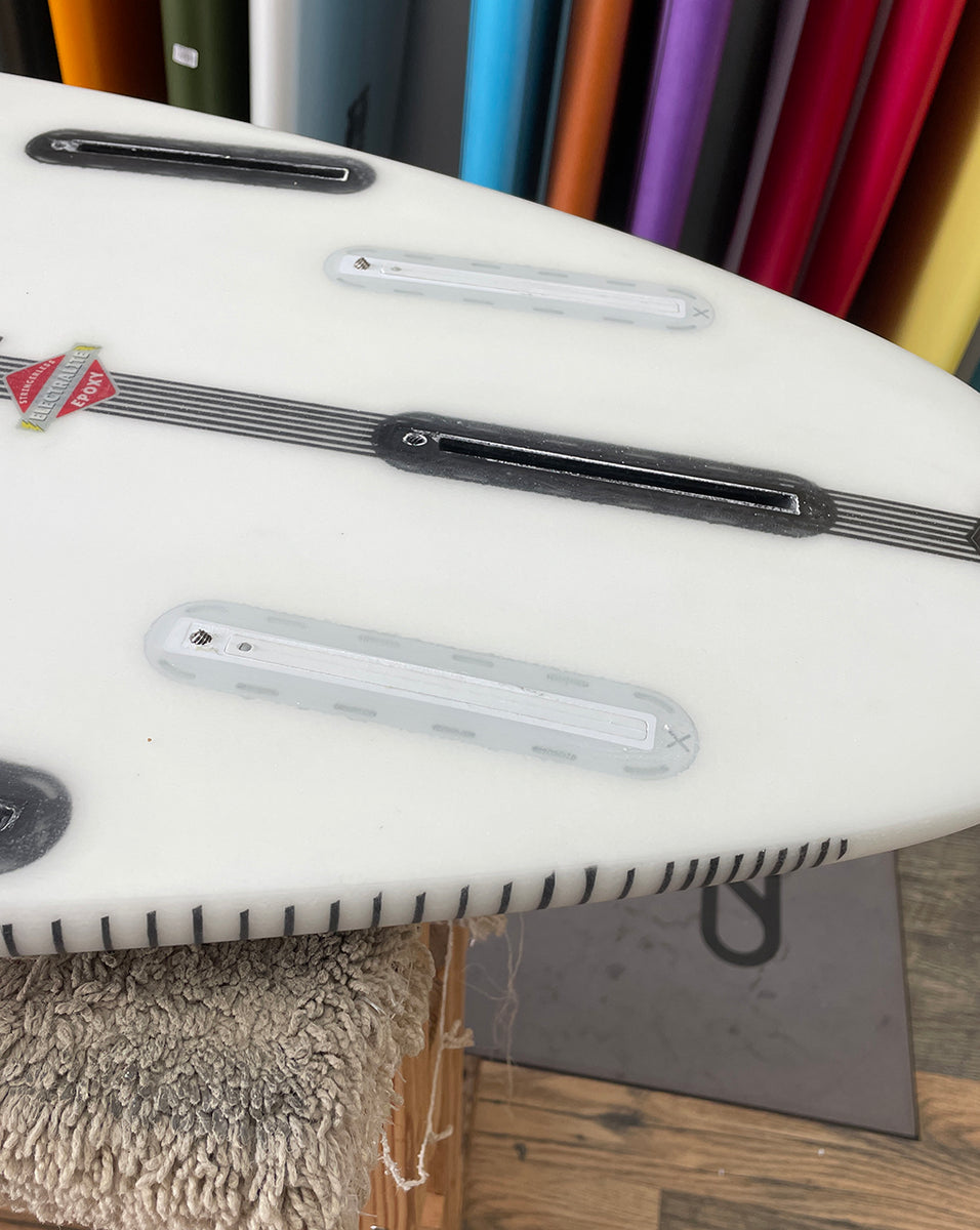 FUTURES. FIN BOX FILLER 1/2" FOR CENTER&QUAD REAR – CLIPS HAWAII